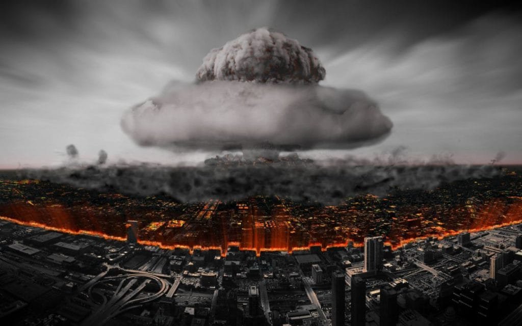 Atom Bomb Facts In Hindi- ब्रह्माण्ड का सबसे घातक हथियार-परमाणु बम